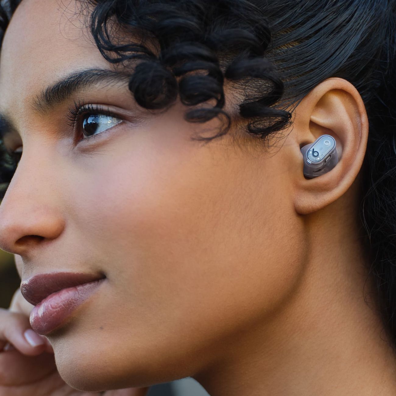 Ausinės BEATS Studio Buds +, triukšmą slopinančios, belaidės, Ivory ...